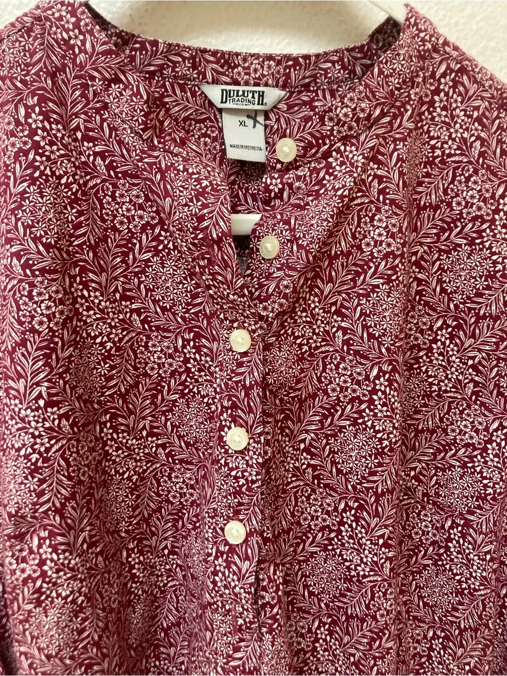 Duluth Trading Co | Tops | Duluth Cream Floral Print Tunic On Oxblood ...